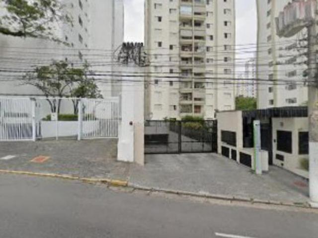 Apartamento em leilão a venda em Vila Sofia, São Paulo