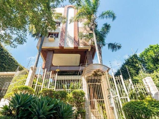 Apartamento em Menino Deus