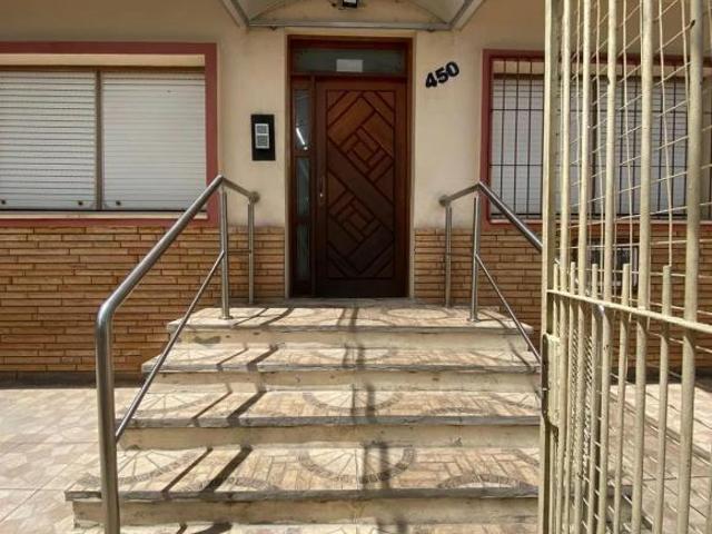 Apartamento em Menino Deus