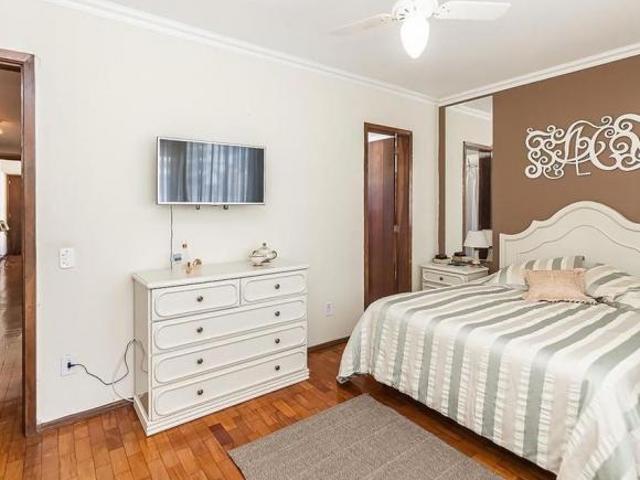 Apartamento em Menino Deus