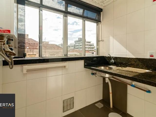 Apartamento em Menino Deus