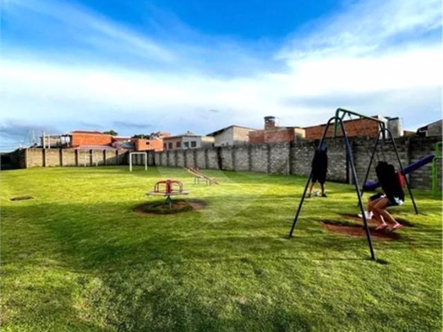 Apartamento em Medeiros, Jundiaí/SP de 60m² 2 quartos à venda por R$ 319.900,00