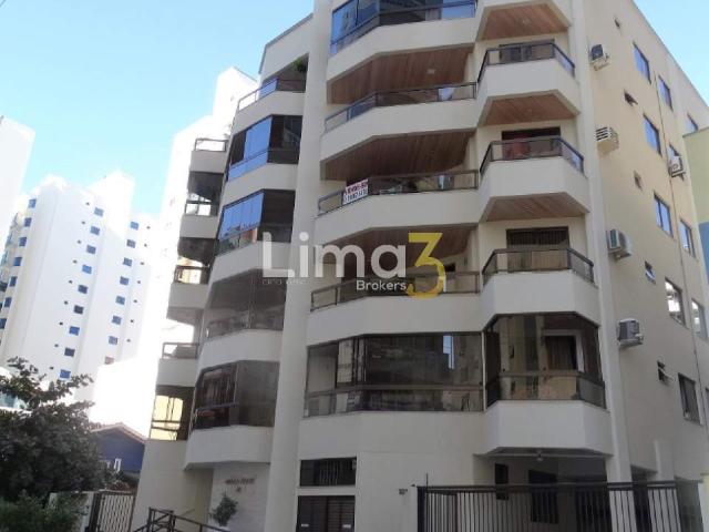 Apartamento em Meia Praia, Itapema – 3 Dormitórios, Vista para o Mar e Churrasqueira