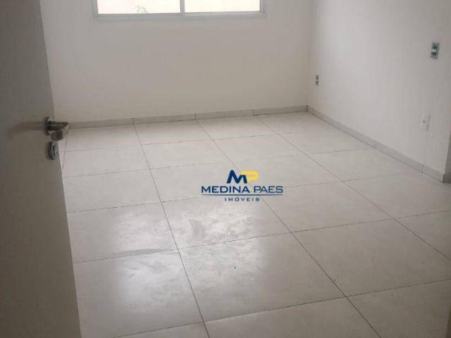 Apartamento em Monjolo, São Gonçalo/RJ de 47m² 2 quartos à venda por R$ 134.900,00