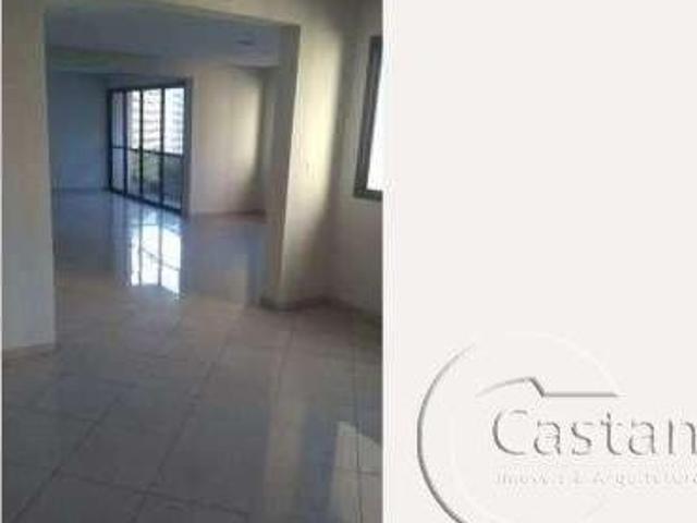 Apartamento em MOOCA