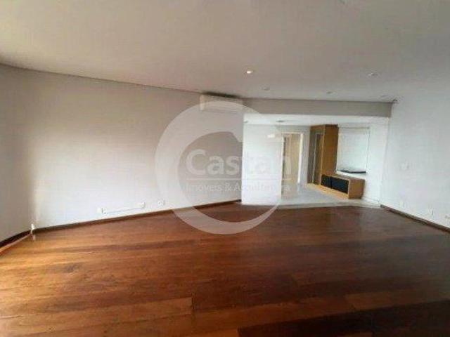 Apartamento em MOOCA