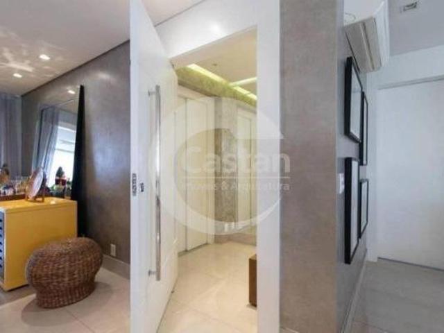 Apartamento em MOOCA