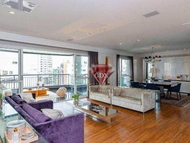Apartamento em Moema