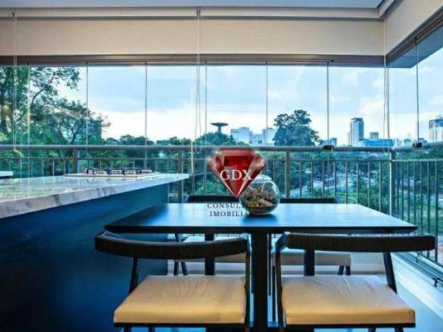 Apartamento em Moema