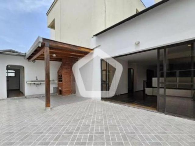 Apartamento em Moema