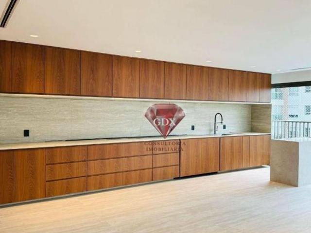 Apartamento em Moema