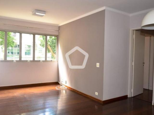 Apartamento em Moema