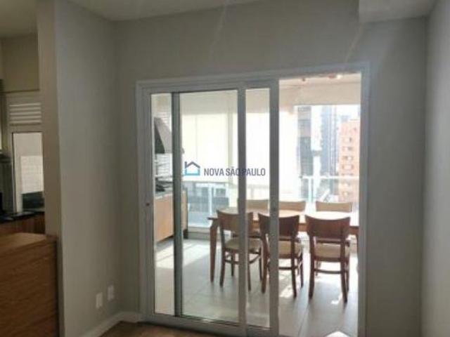 Apartamento em Moema, 1 quarto, à venda