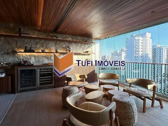 Apartamento em Moema