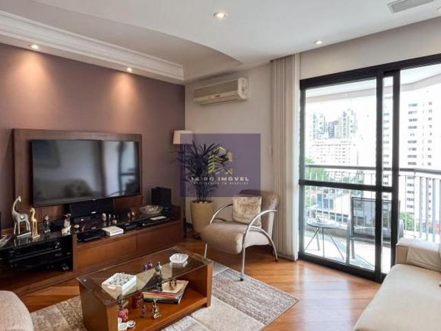 Apartamento em Moema 3 dormitórios, 1 suíte e 2 vagas