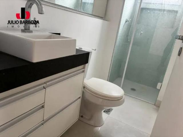 Apartamento em Moema, ao lado do Metrô, reformado, com 1 dormitório, 2 banheiro, sacada e 1 vga de ga