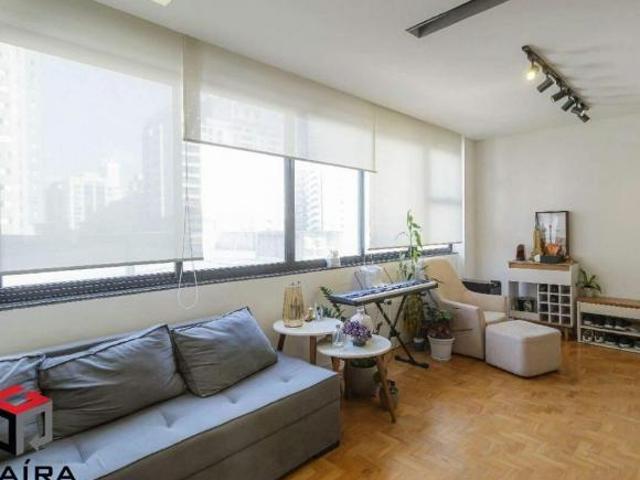 Apartamento em Moema com 105m²