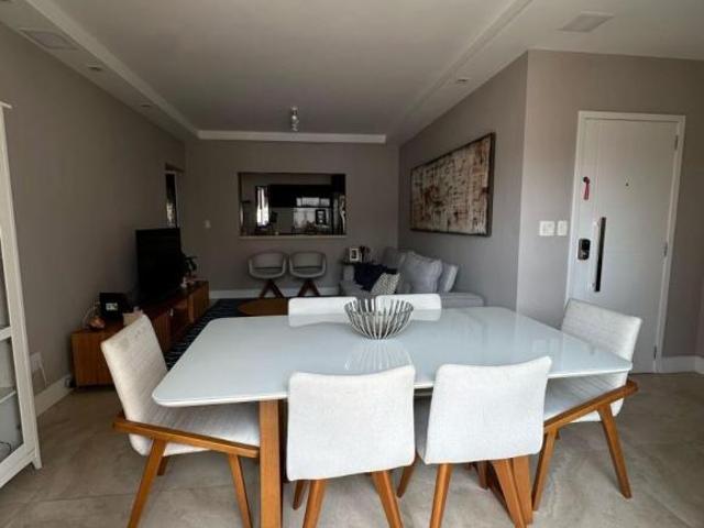 Apartamento em Moema com 114m², 3 quartos, 1 suíte, 2 vagas
