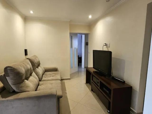 Apartamento em Moema com 131 m², com 3 quartos sendo 1 suíte
