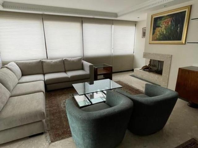 Apartamento em Moema com 165m², 3 quartos, 3 suítes, 3 vagas