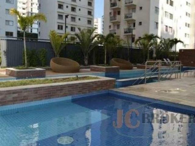 Apartamento em Moema com 189m², 3 dormitórios sendo 3 Suítes, 4 Vagas de garagem