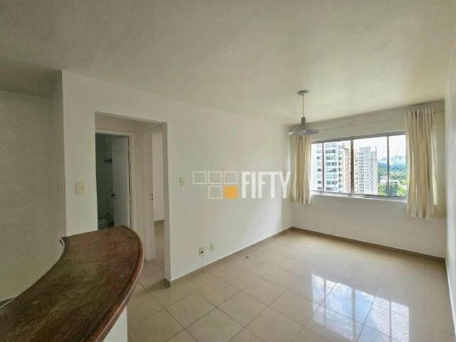 Apartamento em Moema fora de rota Ideal para morar ou investir