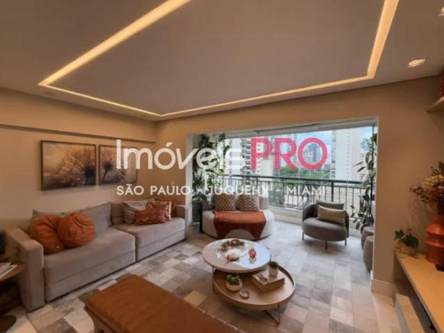 Apartamento em Moema Indios com 103m²