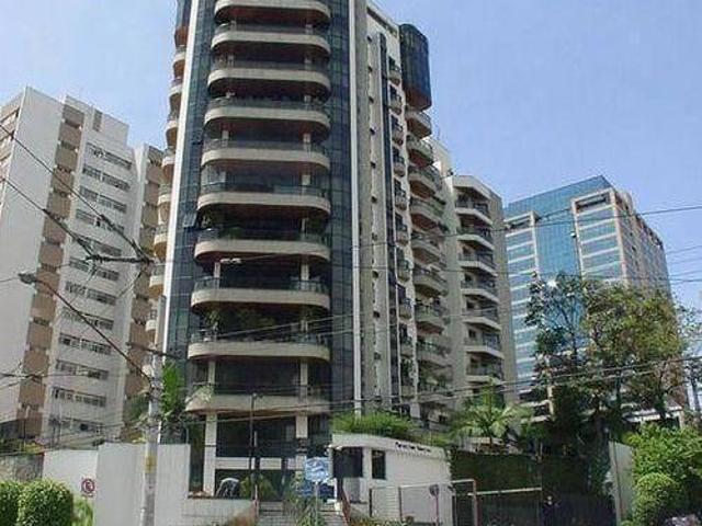 Apartamento em Moema, São Paulo/SP de 600m² 4 quartos à venda por R$ 9.800.000,00