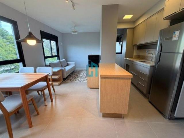 Apartamento em Moema, SP: Venda e Aluguel