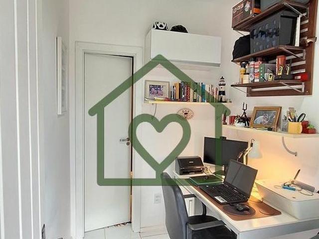 Apartamento em Moinhos de Vento, Porto Alegre/RS de 0m² 2 quartos à venda por R$ 690.000,00