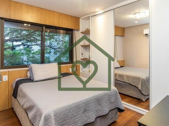 Apartamento em Moinhos de Vento, Porto Alegre/RS de 0m² 3 quartos à venda por R$ 2.120.000,00