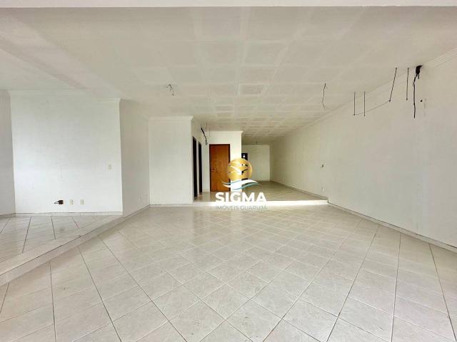 Apartamento em Morro do Maluf, Guarujá/SP de 240m² 4 quartos à venda por R$ 1.599.000,00