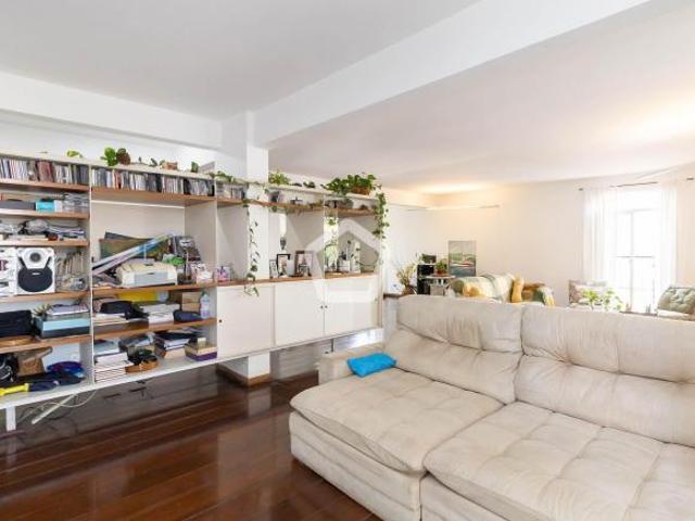 Apartamento em Morro dos Ingleses