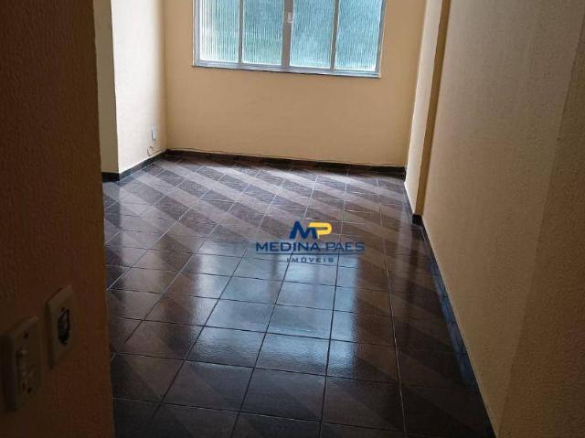 Apartamento em Mutondo, São Gonçalo/RJ de 55m² 2 quartos à venda por R$ 159.000,00