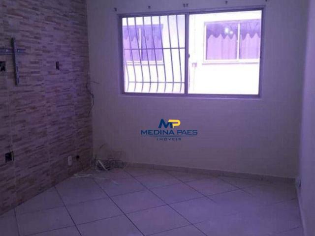 Apartamento em Mutondo, São Gonçalo/RJ de 60m² 2 quartos à venda por R$ 169.000,00