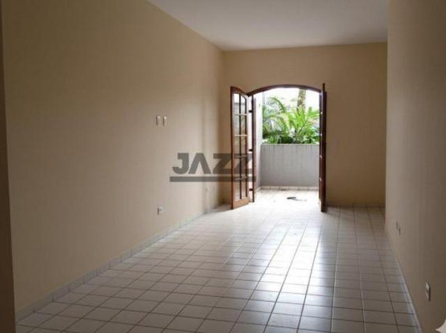 Apartamento em oportunidade à 1 quadra e meia da praia de Maitinga Bertioga/SP