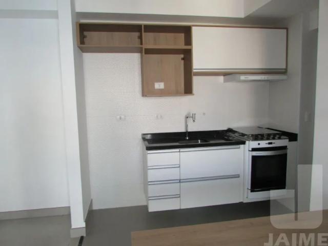 Apartamento em ótima localização, 52 m2 e uma vaga, ao lado da Santa Casa e próximo ao Mackenzie
