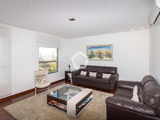 Apartamento em Panamby