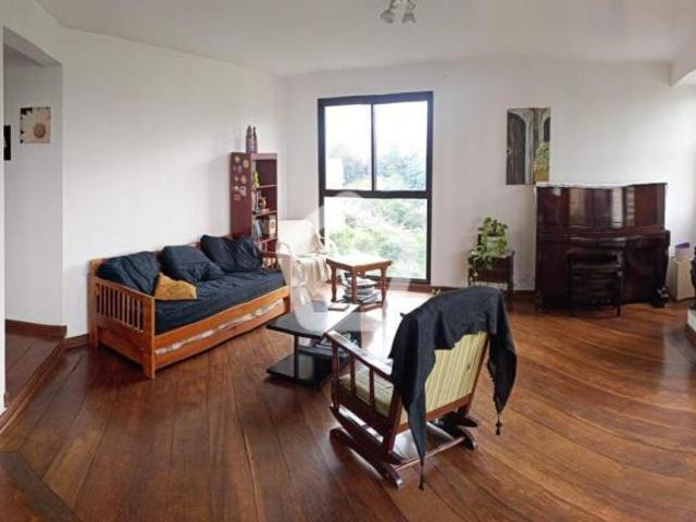 Apartamento em Panamby