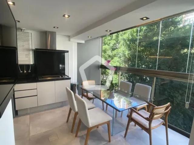 Apartamento em Panamby