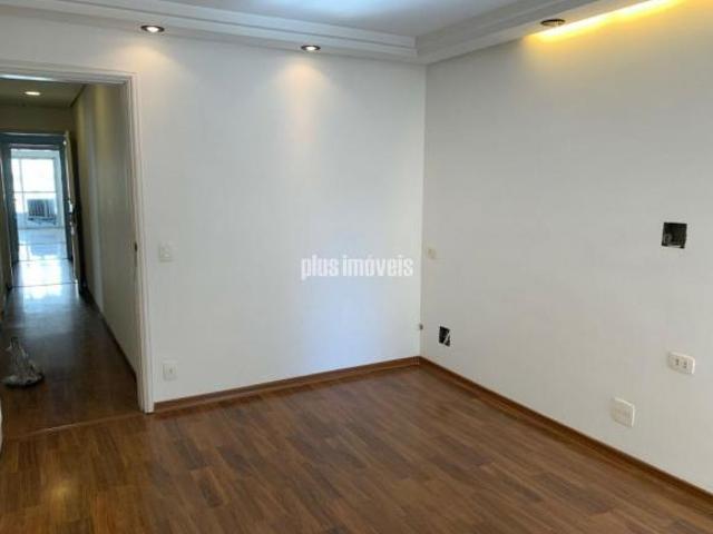 Apartamento em Paraíso com 205m²