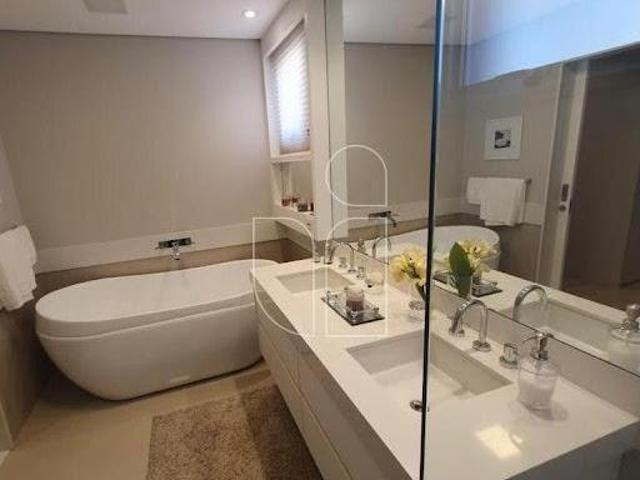 Apartamento em Parque das Industrias Marília, SP