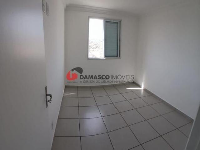 Apartamento em Parque Erasmo Assunção
