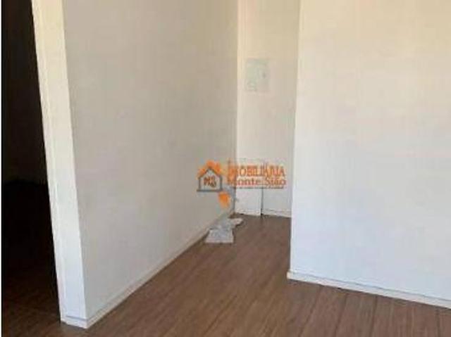 Apartamento em Parque Industrial Cumbica, Guarulhos/SP de 45m² 2 quartos à venda por R$ 244.000,00