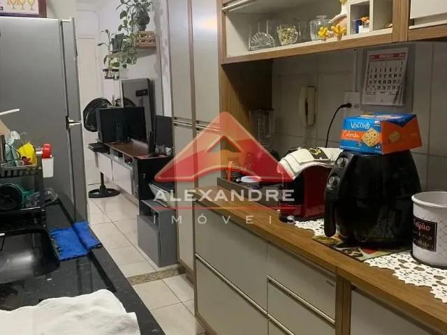 Apartamento em Parque Industrial, São José dos Campos/SP de 51m² 2 quartos à venda por R$ 292.900,00