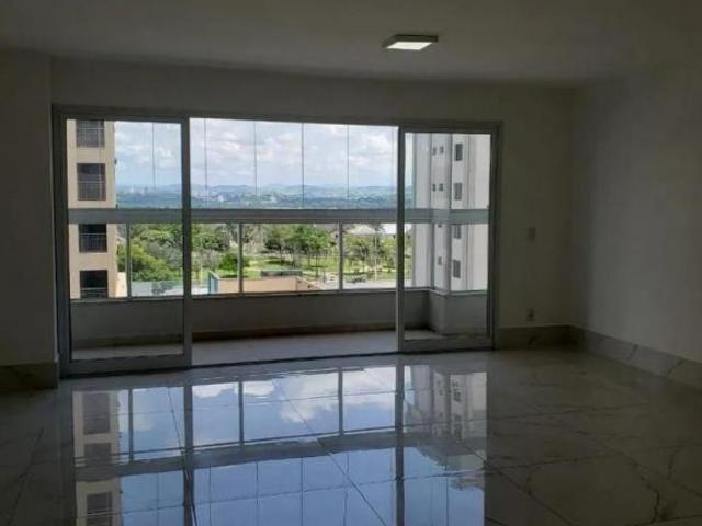Apartamento em Parque Residencial Aquarius, São José dos Campos/SP de 186m² 4 quartos à venda por R$