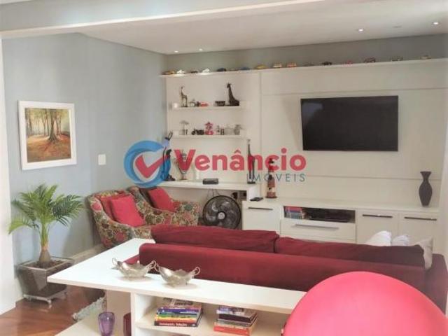 Apartamento em Parque Residencial Aquarius, São José dos Campos/SP de 128m² 2 quartos à venda por R$