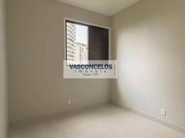Apartamento em Parque Residencial Aquarius, São José dos Campos/SP de 55m² 2 quartos à venda por R$