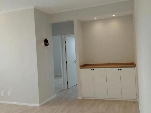 Apartamento em Parque Residencial Aquarius, São José dos Campos/SP de 56m² 2 quartos à venda por R$