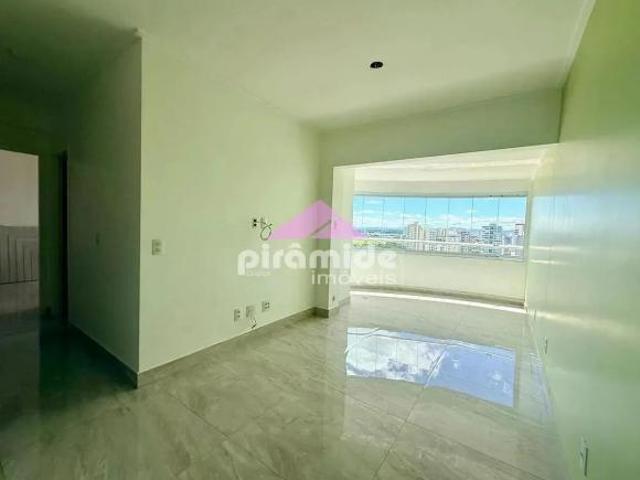 Apartamento em Parque Residencial Aquarius, São José dos Campos/SP de 69m² 2 quartos à venda por R$